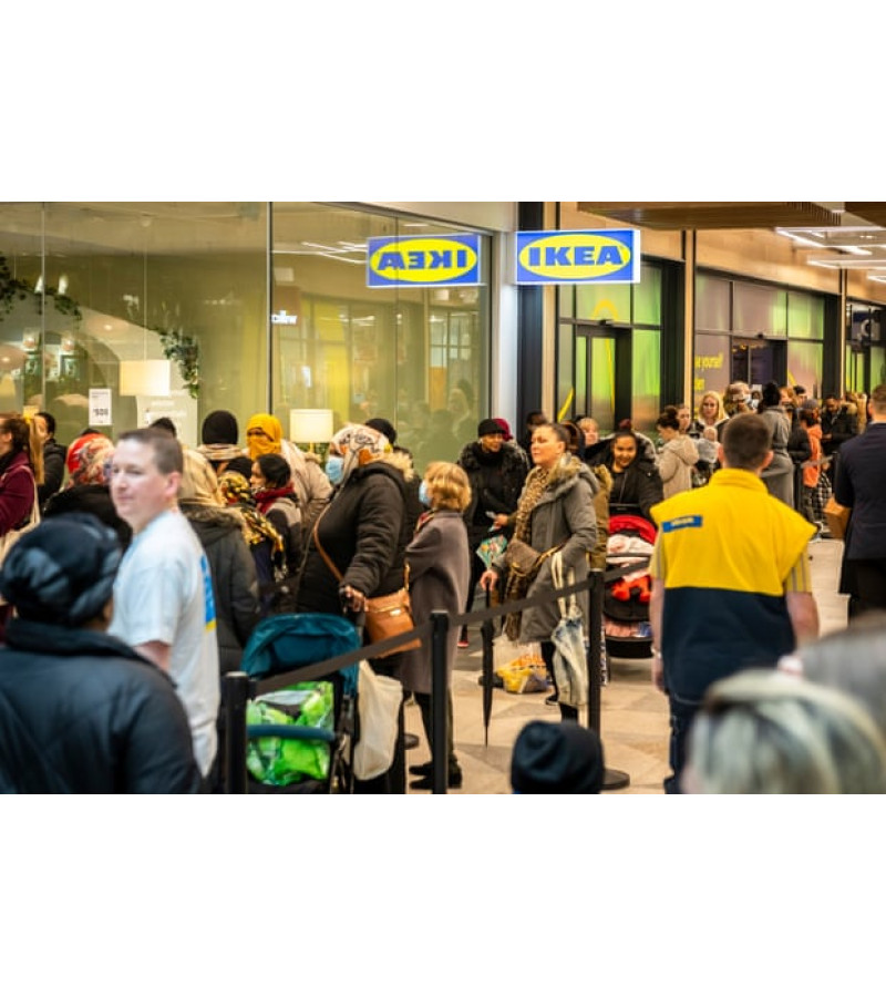 Main Event | Queue Management Systems & Barriers